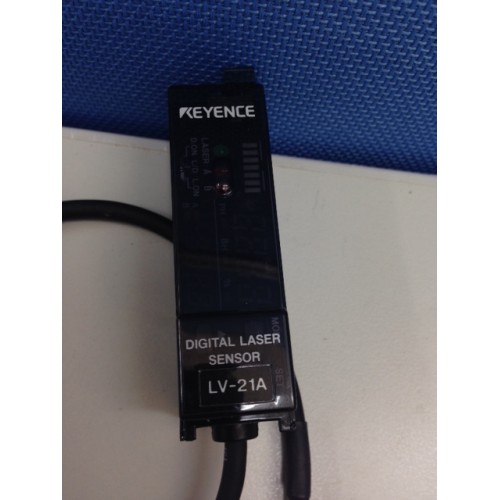 Varian E11123272 KEYENCE LV-21A Digital Laser Sensor